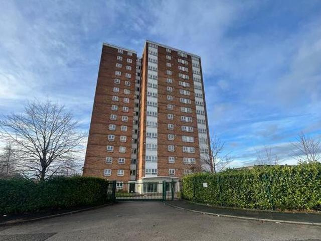 2 Bedroom Flat For Sale In Highclere Avenue, Salford