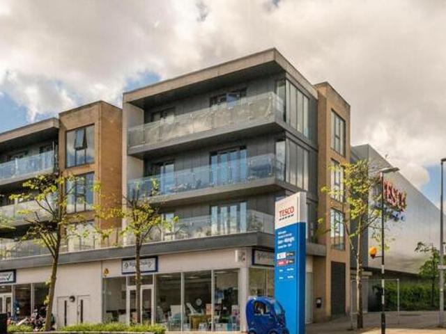 2 Bedroom Flat For Sale In Highams Park, London