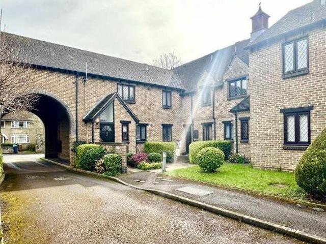 2 Bedroom Flat For Sale In Hillsborough Road