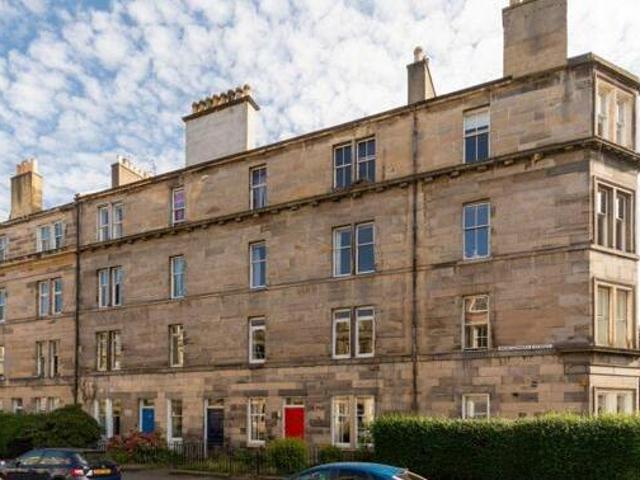 2 Bedroom Flat For Sale In Hillside, Edinburgh