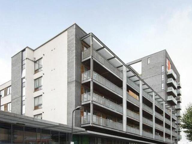 2 Bedroom Flat For Sale In Homerton, London