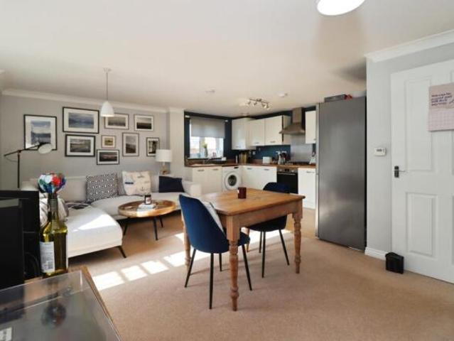 2 bedroom flat for sale in Honeysuckle Road, Lyde Green, Bristol, BS16