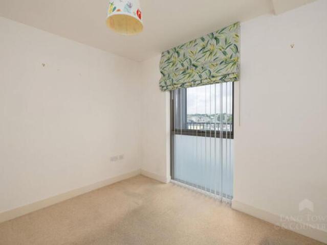 2 bedroom flat for sale in Hobart Street, Millbay, Plymouth, PL1