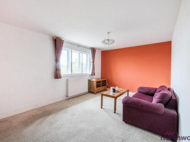2 bedroom flat for sale in Holly Court, Sandy Lane, Littlemore, Oxford, OX4
