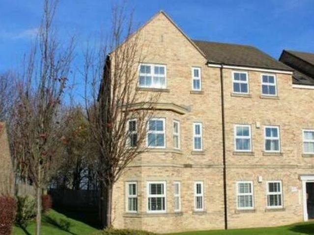 2 bedroom flat for sale in Horseshoe Close Colburn DL9