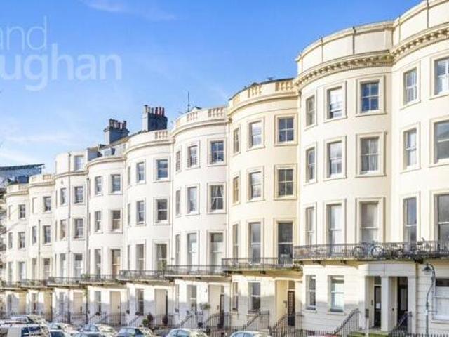 2 Bedroom Flat For Sale In Hove, East Sussex
