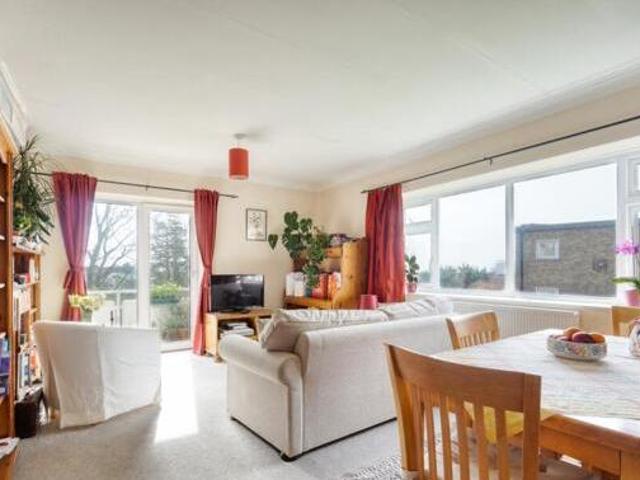 2 Bedroom Flat For Sale In Hove, East Sussex