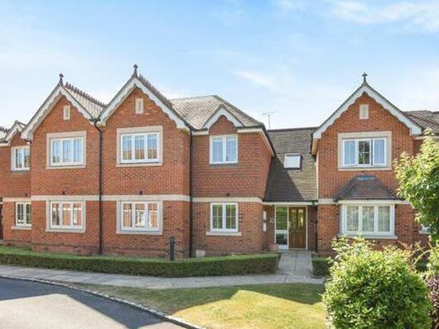 2 Bedroom Flat For Sale In Hurst