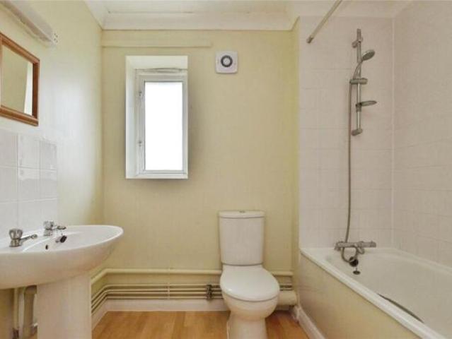 2 bedroom flat for sale in Hutton Avenue, Oldbrook, Milton Keynes, Buckinghamshire, MK6