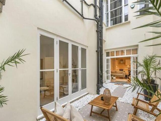 2 Bedroom Flat For Sale In Hyde Park