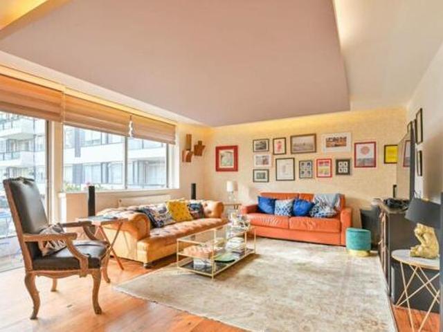 2 Bedroom Flat For Sale In Hyde Park Estate, London