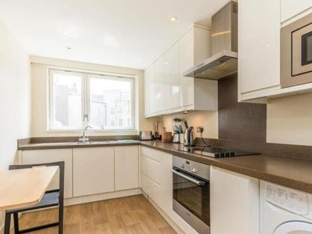 2 Bedroom Flat For Sale In Hyde Park Estate, London
