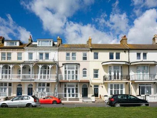 2 Bedroom Flat For Sale In Hythe