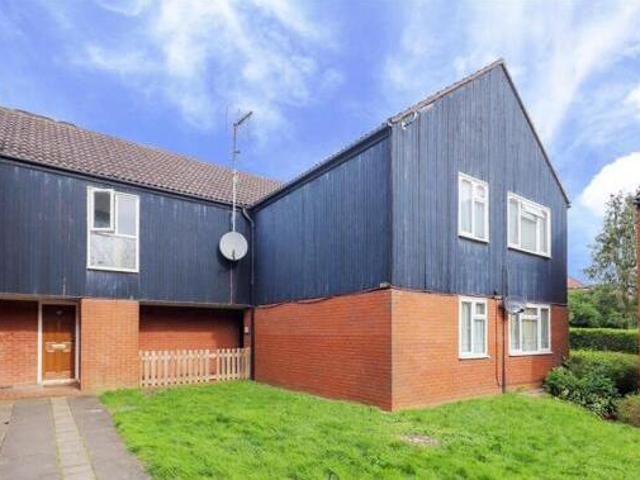 2 Bedroom Flat For Sale In Ickenham