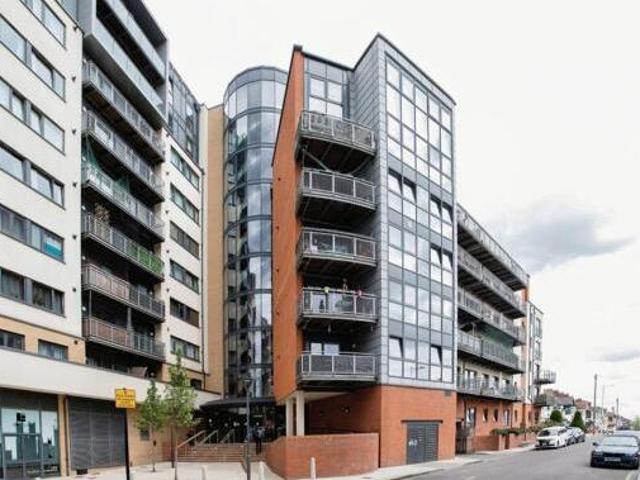 2 Bedroom Flat For Sale In Ilford