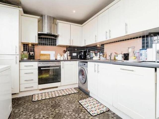 2 Bedroom Flat For Sale In Ilford