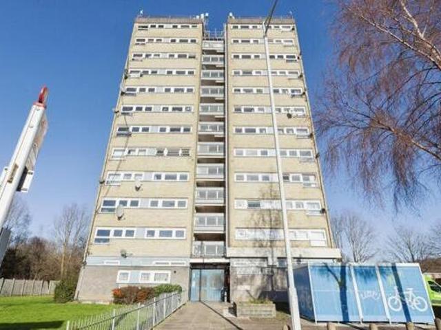 2 Bedroom Flat For Sale In Ilford, Essex