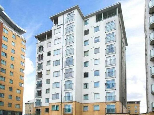 2 Bedroom Flat For Sale In Ilford, London