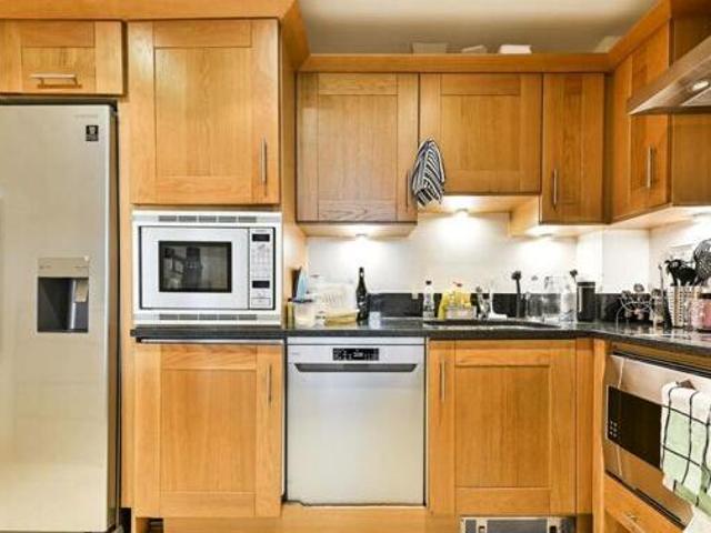 2 Bedroom Flat For Sale In Imperial Wharf, London