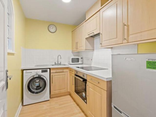 2 bedroom flat for sale in Inglis Green Gait, Edinburgh, EH14