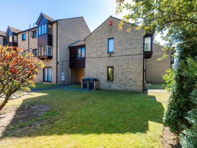 2 bedroom flat for sale in Ingram Court, Norwich, NR1