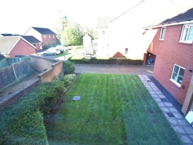 2 bedroom flat for sale in Inkerman Close, Horfield, BS7
