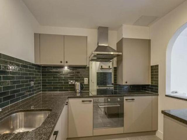 2 Bedroom Flat For Sale In Isle Of Dogs, London