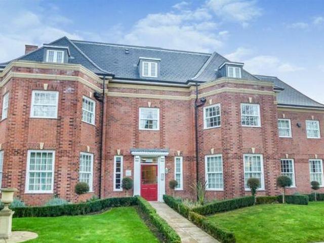 2 Bedroom Flat For Sale In John Cullis Gardens, Kenilworth Road