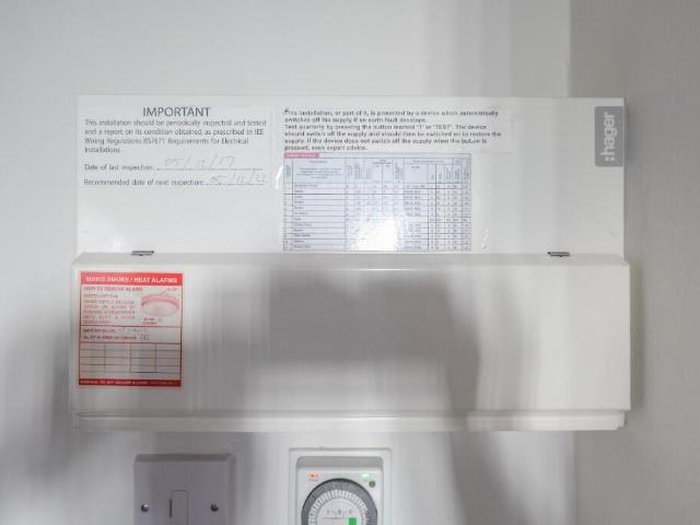 2 bedroom flat for sale in Kenyon Lane, Manchester, Greater Manchester, M40