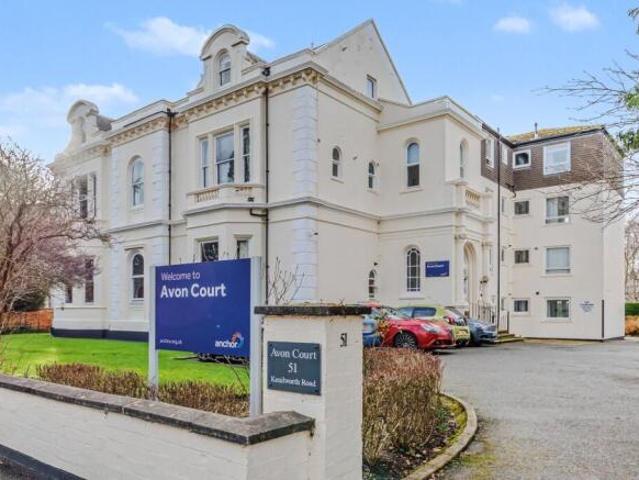 2 bedroom flat for sale in Kenilworth Road, Leamington Spa, CV32
