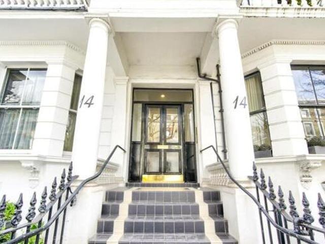 2 Bedroom Flat For Sale In Kensington, London