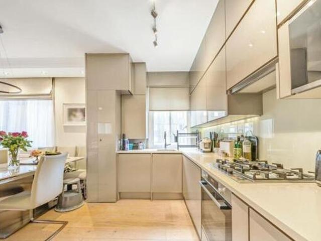 2 Bedroom Flat For Sale In Kensington, London