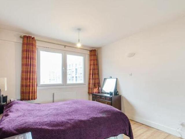2 Bedroom Flat For Sale In Kensington, London