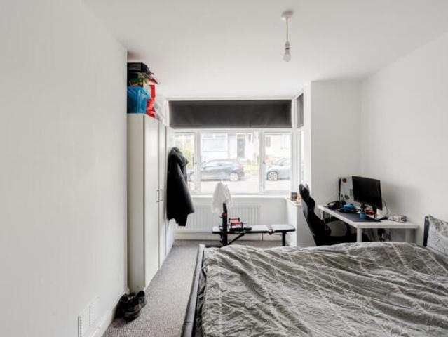 2 bedroom flat for sale in Keys Avenue, Horfield, Bristol, BS7