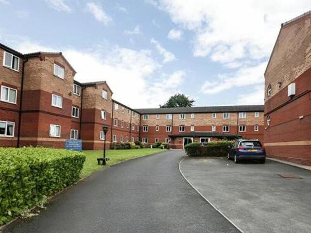 2 Bedroom Flat For Sale In Kingstanding, Birmingham