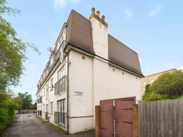 2 Bedroom Flat For Sale In Kingston Upon Thames