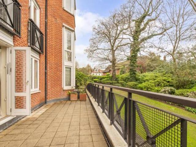 2 Bedroom Flat For Sale In Kidderpore Avenue
