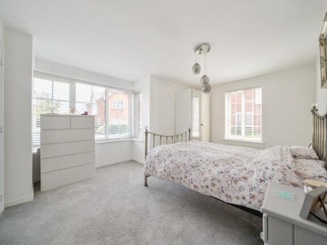 2 bedroom flat for sale in Kilham Way, Ferring, Worthing, West Sussex, BN12