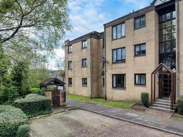 2 Bedroom Flat For Sale In Kirkintilloch