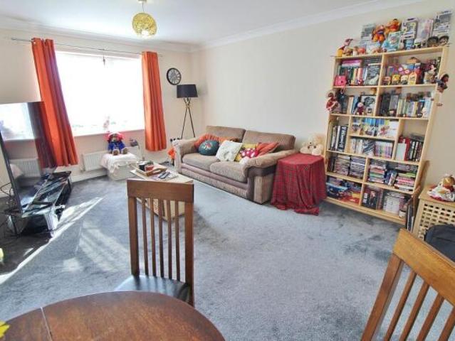 2 bedroom flat for sale in Kirpal Road, Milton, PO3