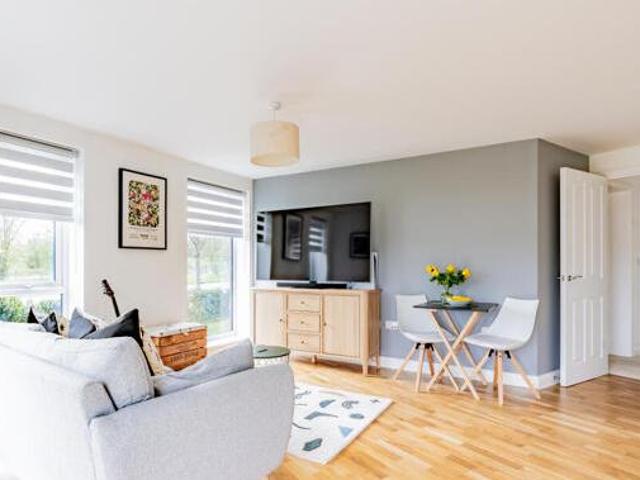 2 Bedroom Flat For Sale In Knowle