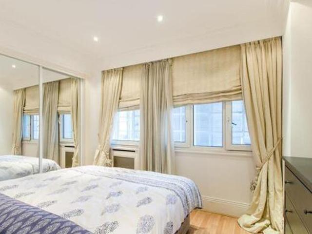2 Bedroom Flat For Sale In Knightsbridge, London