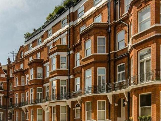 2 Bedroom Flat For Sale In Knightsbridge, London