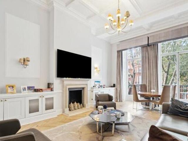 2 Bedroom Flat For Sale In Knightsbridge