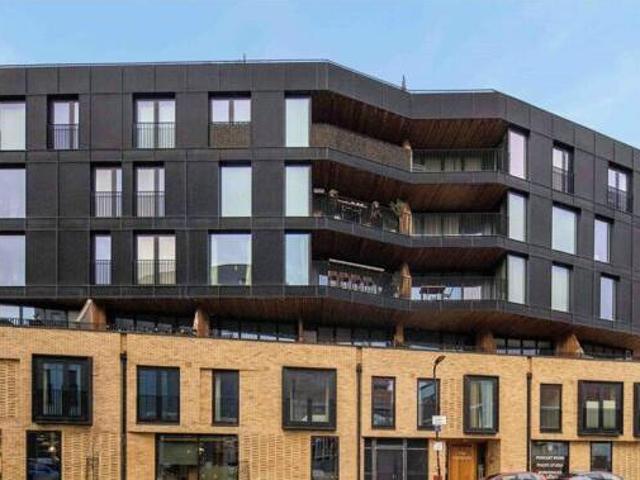 2 Bedroom Flat For Sale In Lamb Lane, London