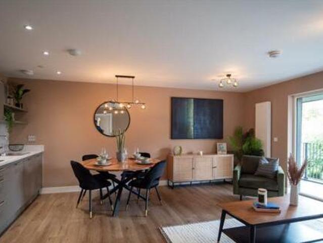 2 Bedroom Flat For Sale In Lanark Road, Edinburgh