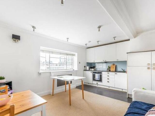 2 Bedroom Flat For Sale In Lancaster Gate, London
