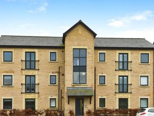 2 Bedroom Flat For Sale In Lancaster, Lancashire