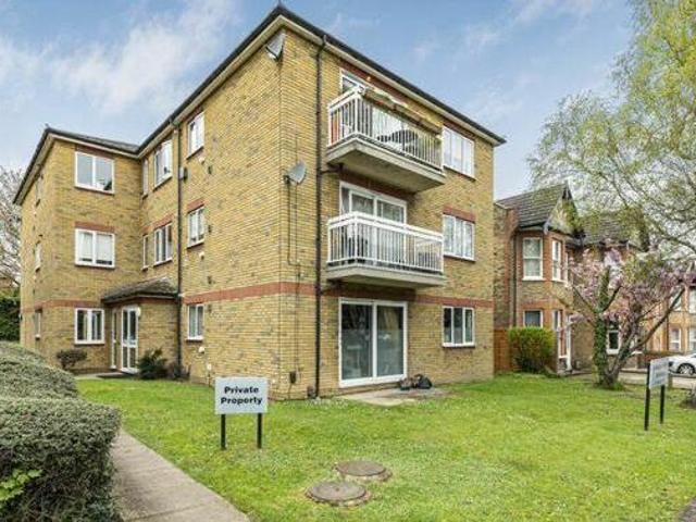 2 Bedroom Flat For Sale In Lansdown Road, Sidcup