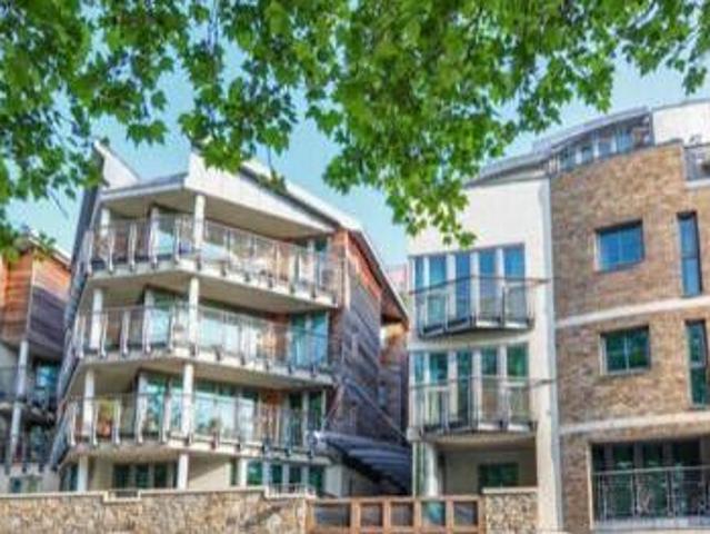 2 Bedroom Flat For Sale In Leading Edge, 80 Hotwell Road